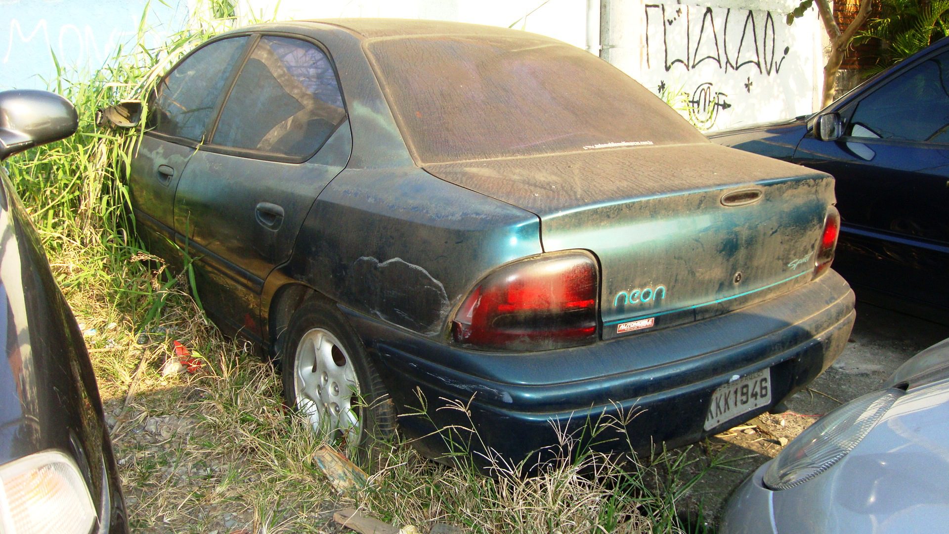 Chrysler Neon Sport – Carros Inúteis