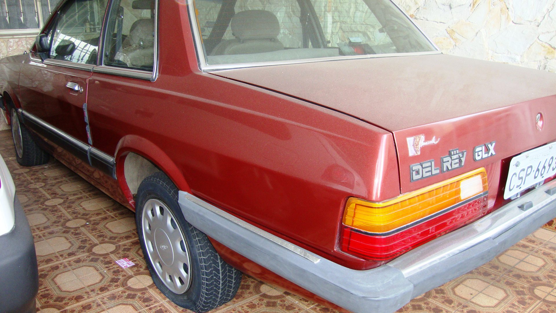 Ford Del Rey -- Carros Inúteis