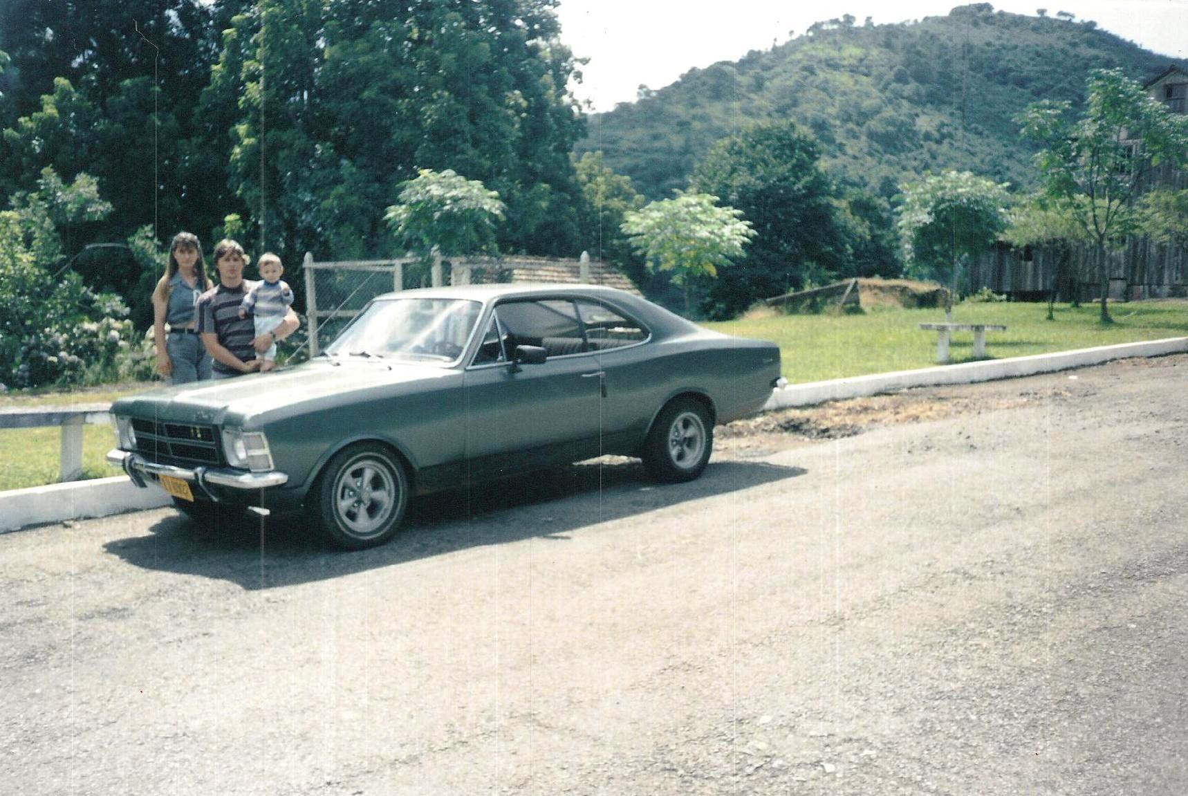 Chevrolet Opala -- Carros Inúteis
