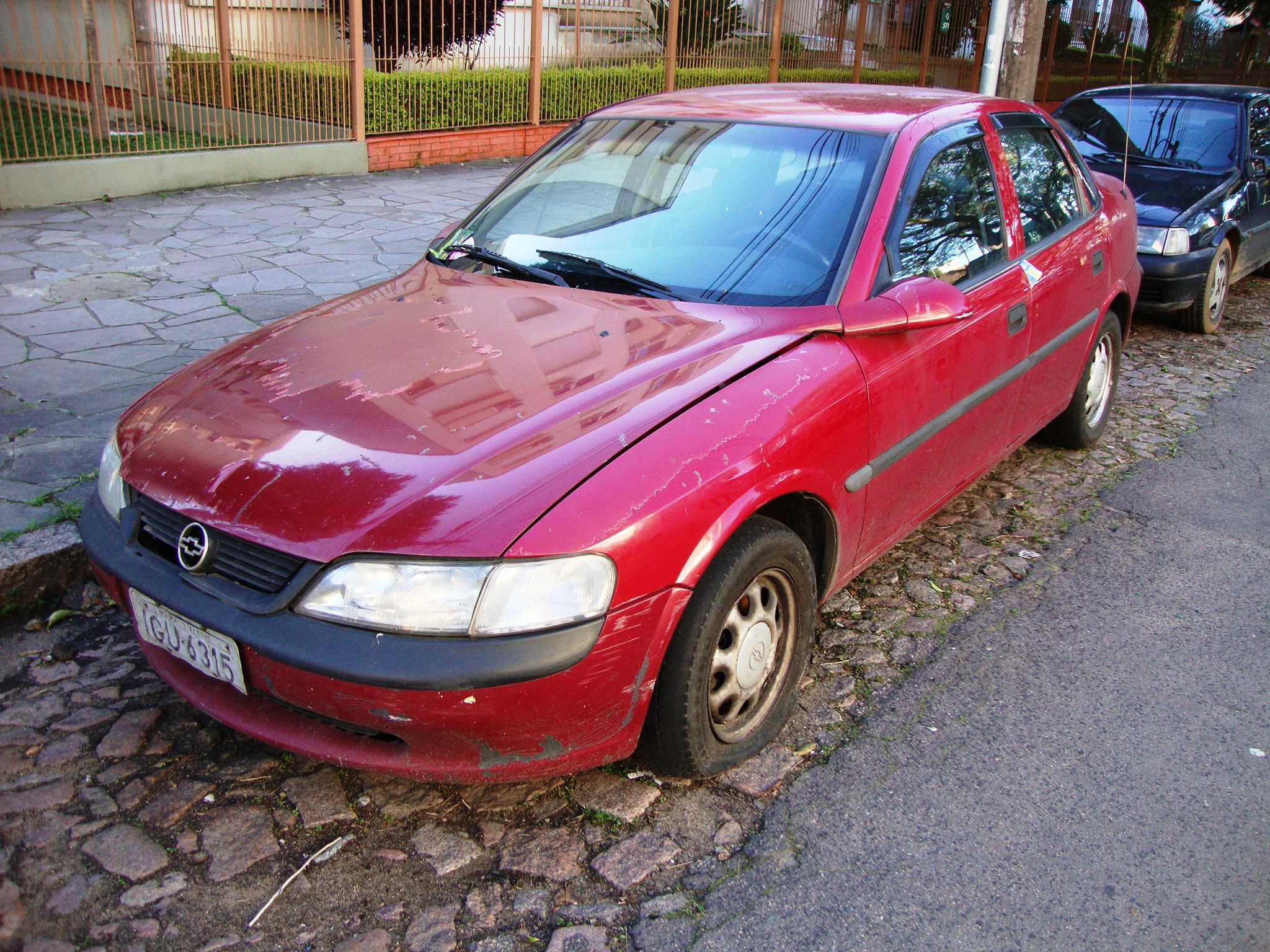 Chevrolet Vectra -- Carros Inúteis