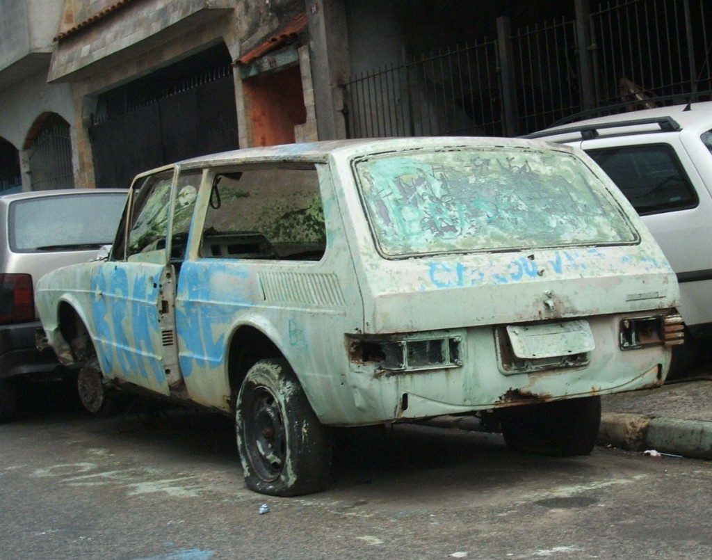 VW Variant II -- Carros Inúteis