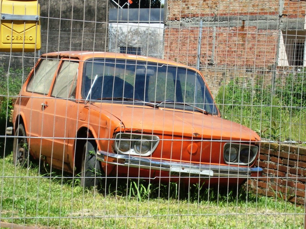 Volkswagen Brasília -- Carros Inúteis