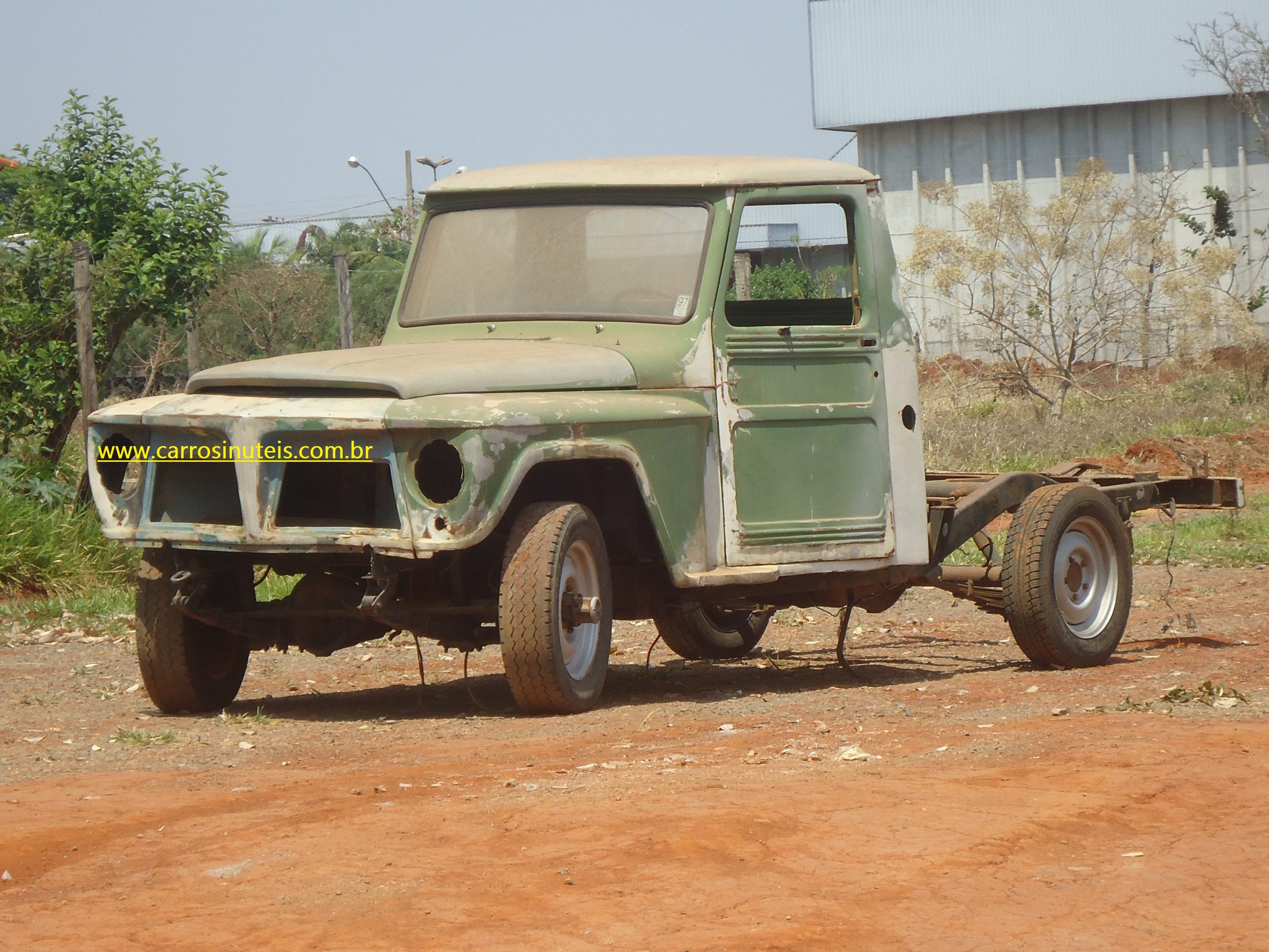 Ford F-75 -- Carros Inúteis