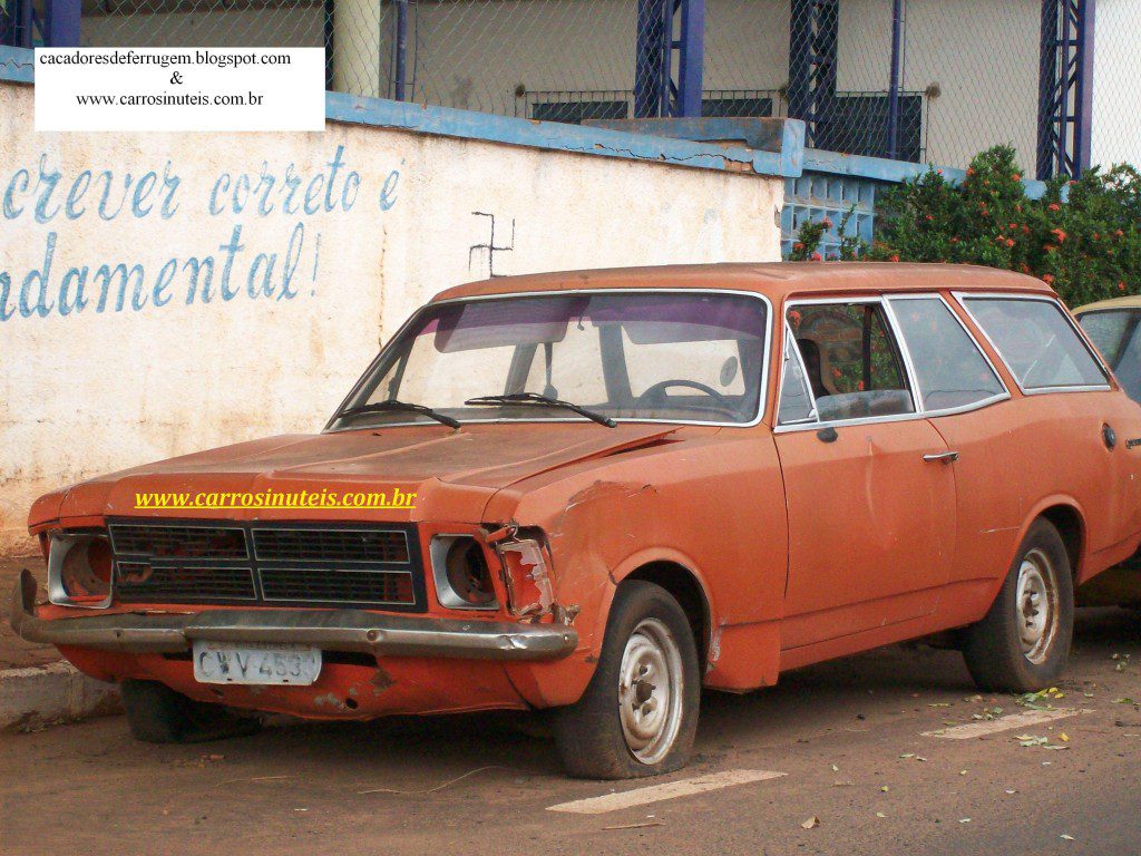 Chevrolet Caravan -- Carros Inúteis