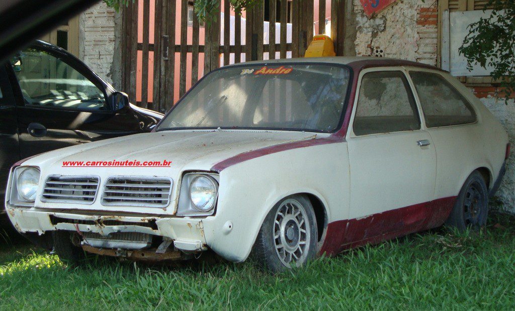 Chevrolet Chevette Hatch -- Carros Inúteis