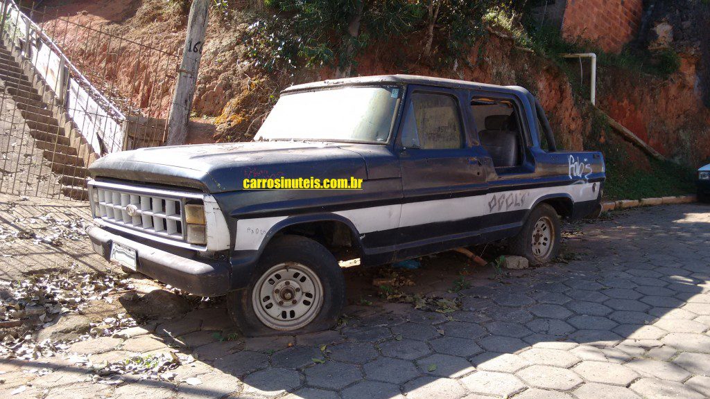 Ford F1000, São Lourenço, MG, Minerim -- Carros Inúteis